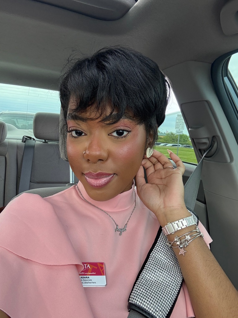 Adara Madison | HeyCollabs